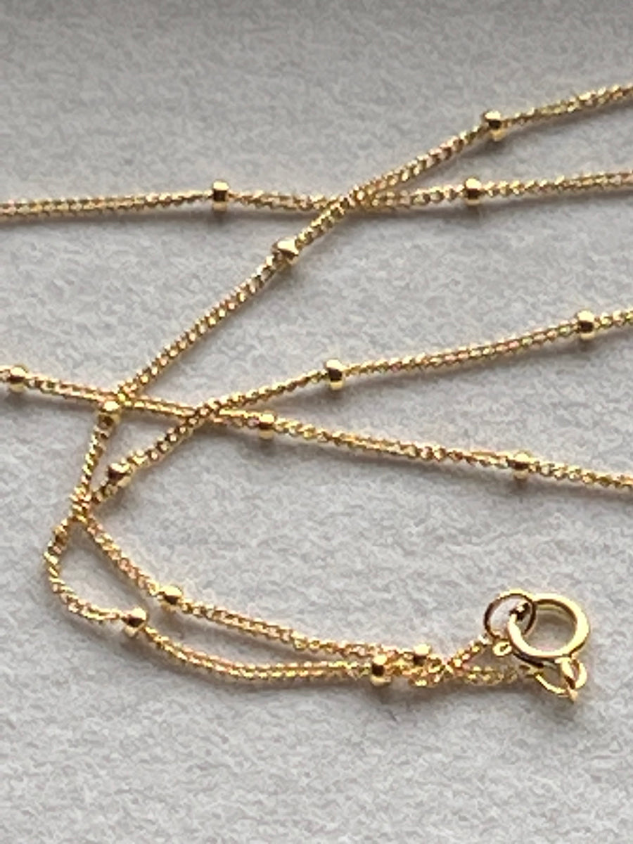 Dark Sky, 18" Saturn curb chain, gold filled – shopkellygeer